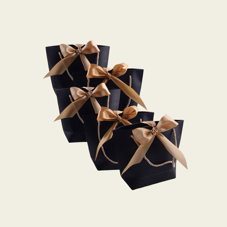 Custom Paper Gift Bags Wholesale | Hot Custom Boxes